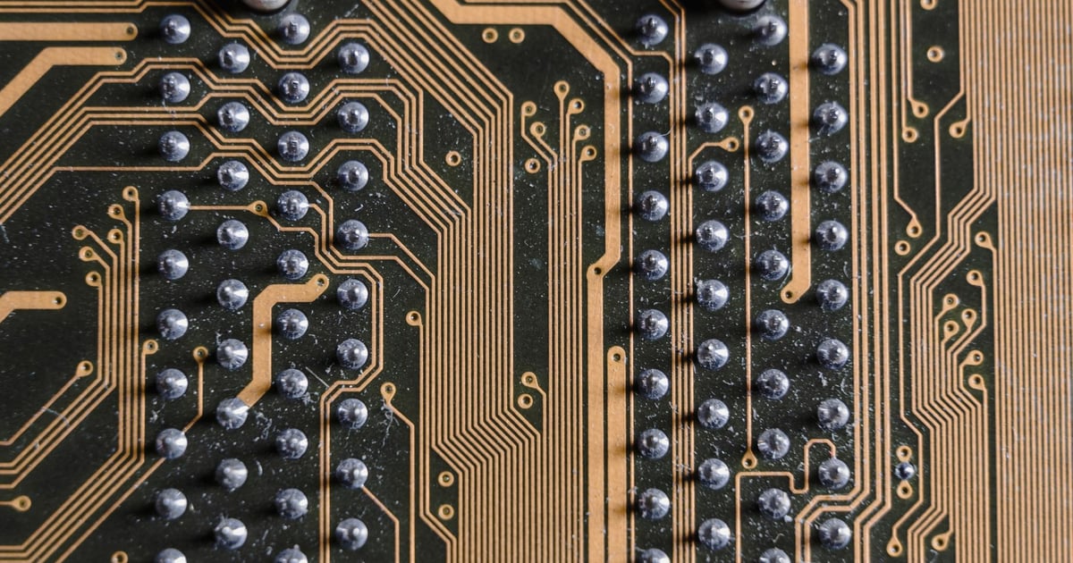 The Pulse of Plastic: Breakthrough in Organic Electronics Simulates ...